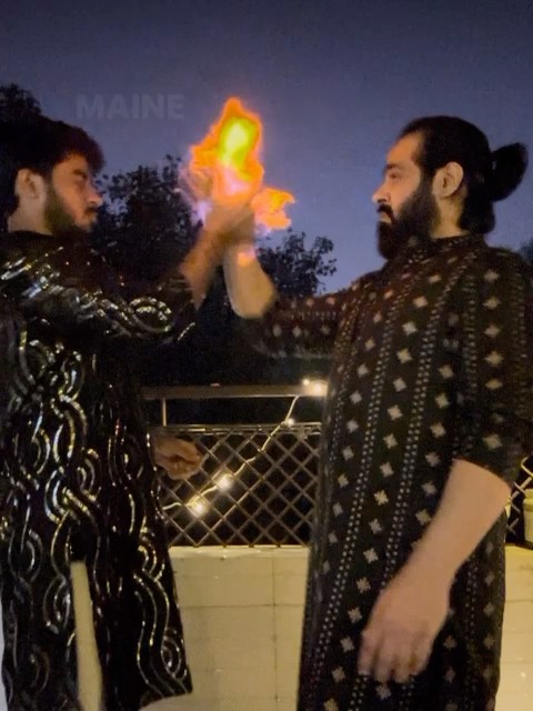Diwali wale din jala hath 😣 #trending #sanitizerexperiment #experiment ...