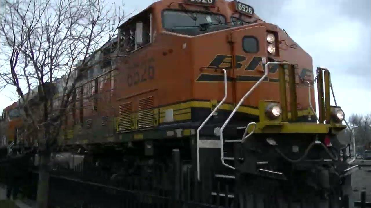BNSF 6526 leads fast oil by Livingston Depot! - YouTube