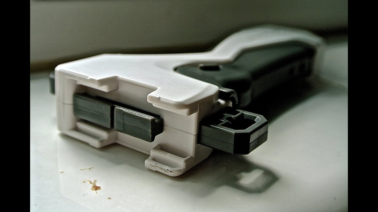 KEYCHAIN? - Beyblade Burst: Launcher Grip Unboxing/Review!!! - YouTube