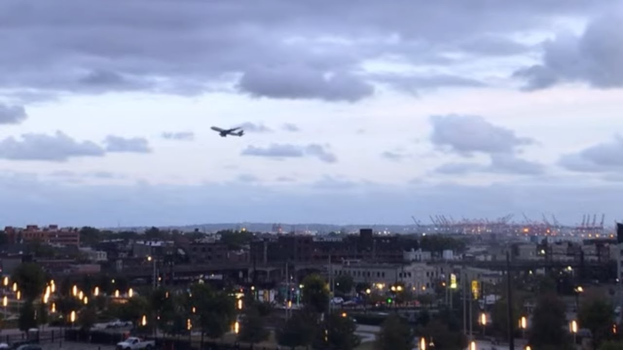 Newark EWR plane spotting & rail fanning LIVE Tuesday 9/24/24 - YouTube