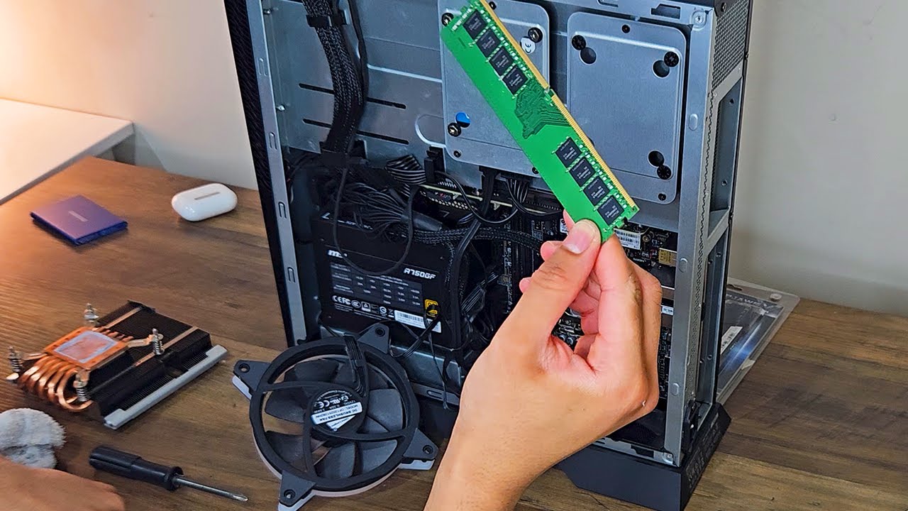 Upgrading the RAM on My PC - YouTube