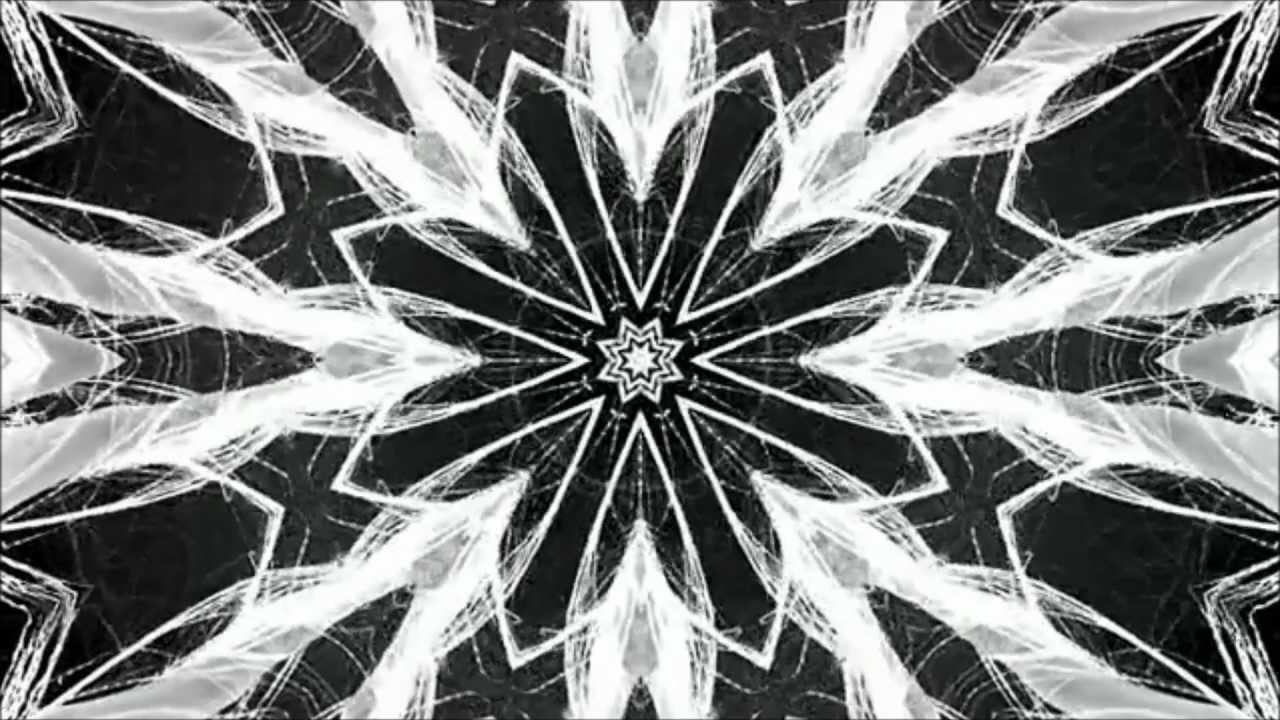 Lady Labyrinth •• •• Ludovico Einaudi - YouTube