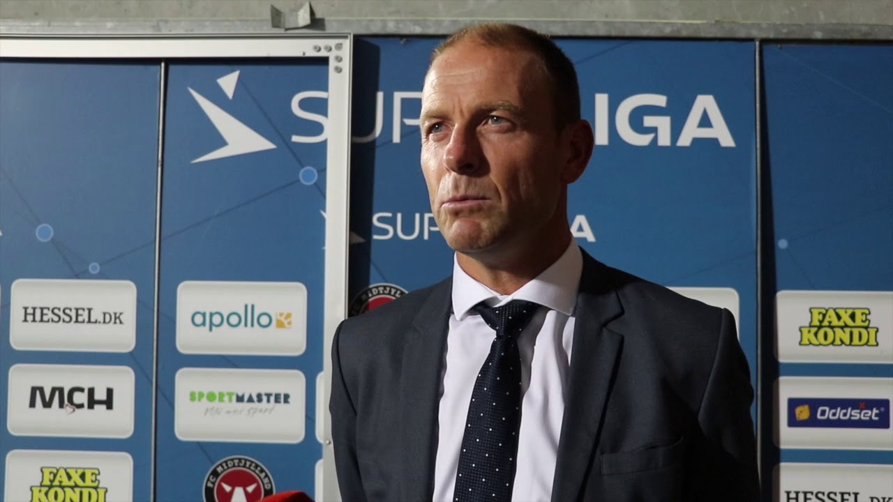 Thorup: Defensiven er god, men vi laver fejl - YouTube