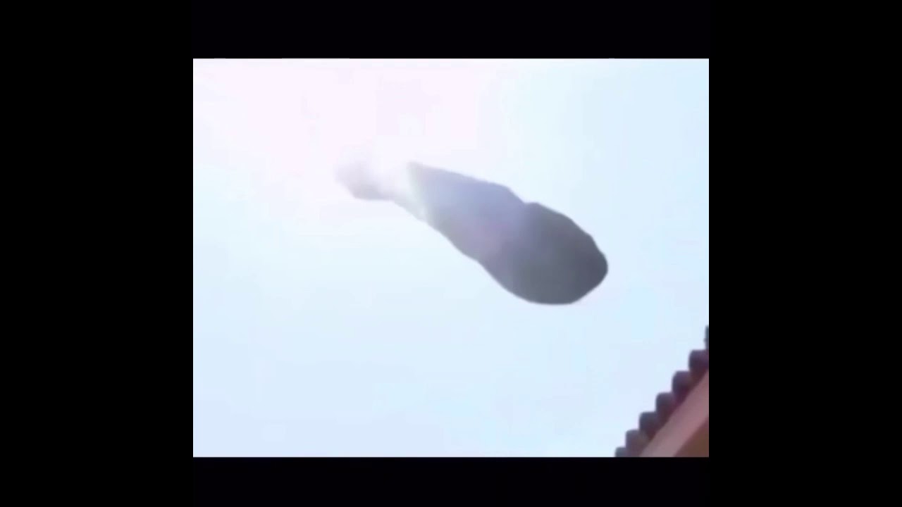 shaq floating to moment 4 life - YouTube