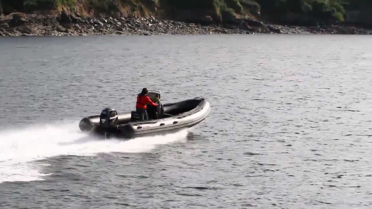 3D tender Defender XPro 580 - YouTube