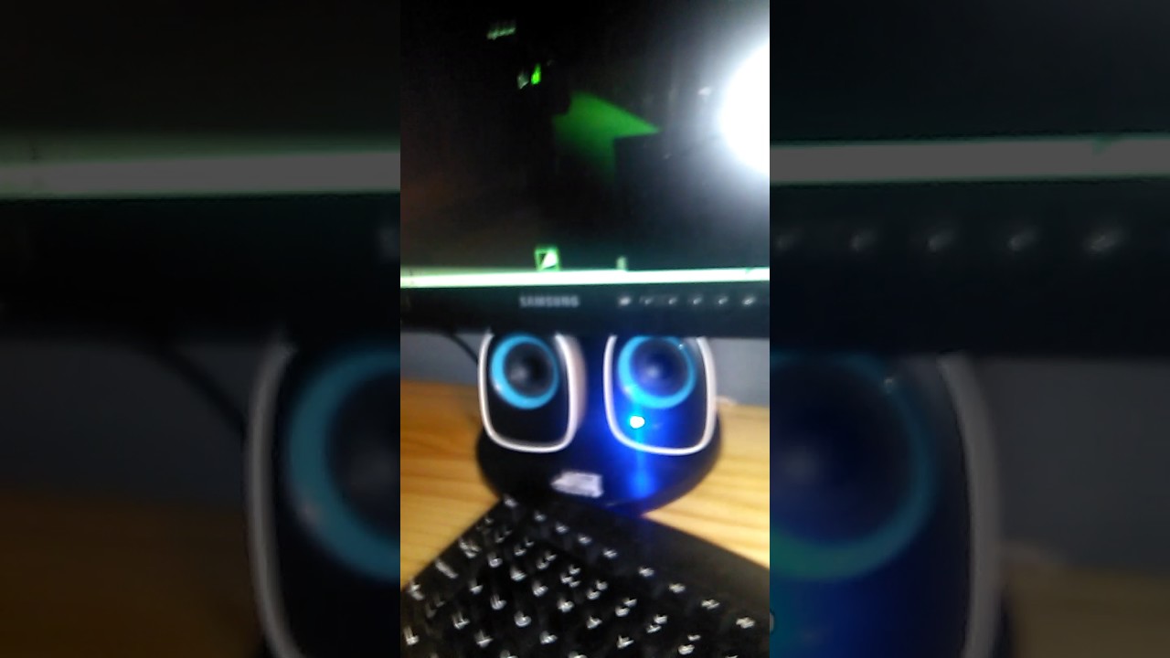 Alex plays roblox - YouTube