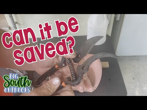 HOW TO Remove Rust From Hand Tools - YouTube
