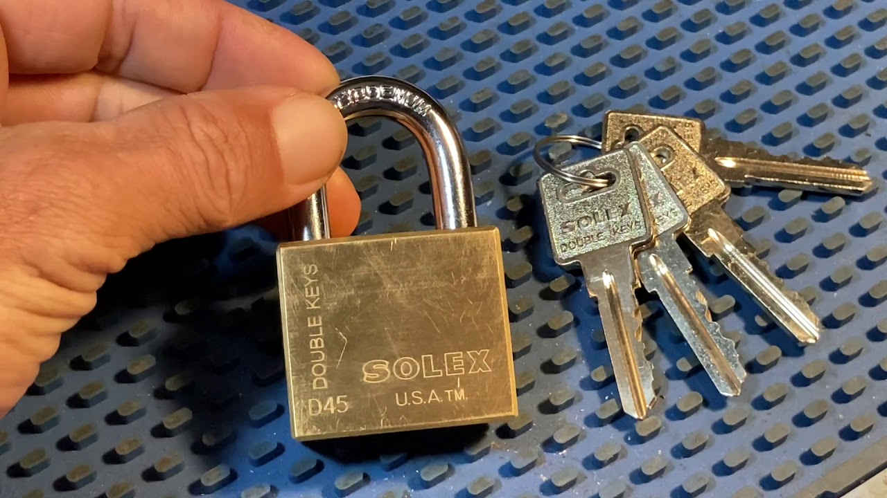 Solex D45 “double key” padlock picked. - YouTube