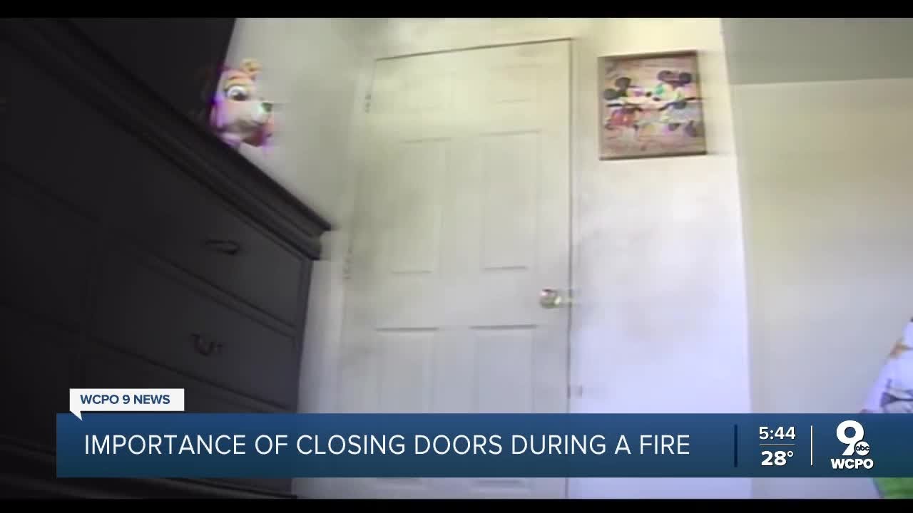 Closed doors could save lives during a fire - YouTube