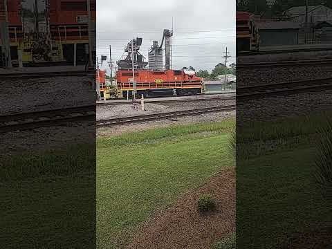 Heart of Georgia cordele switcher with HOG 3573 leading - YouTube