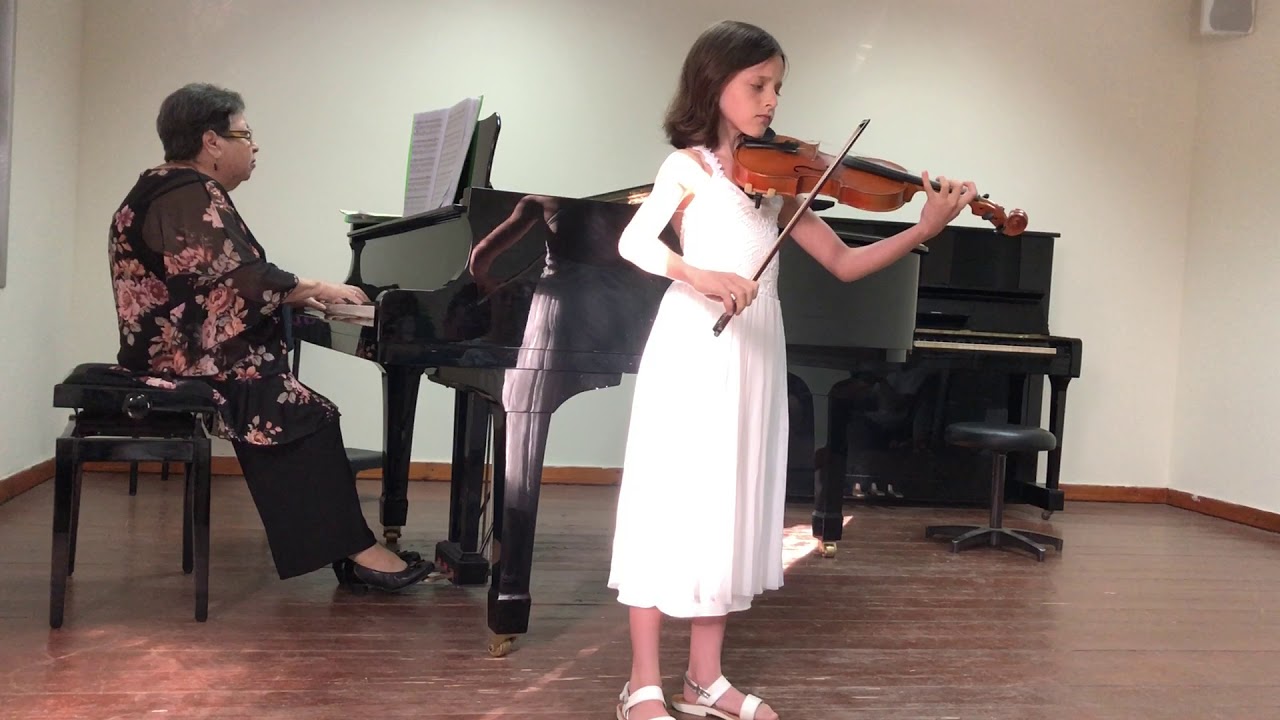 180614-2 - Sarah - Class violin concert - YouTube