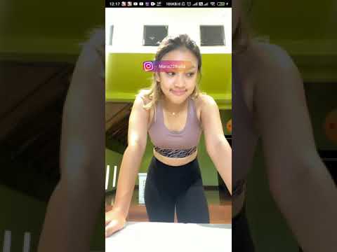 cewek cantik fitnes sambil pamer toket