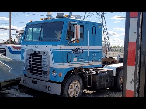 70,s Ford cab over - YouTube