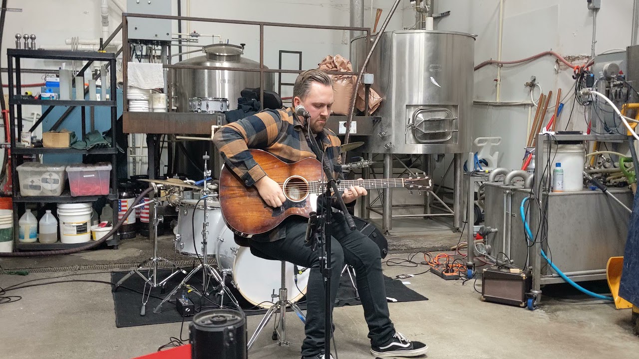 Kyle Ahern - 2AM, live Nov 2021 - YouTube