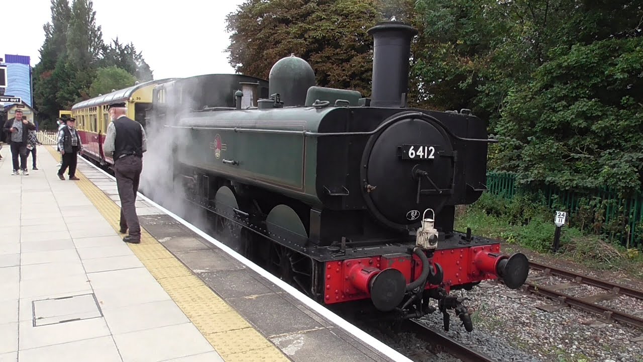 Chinnor and Princes Risborough Railway - Auto-trailer day - Princes ...