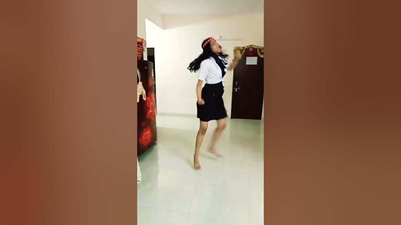 Haseeno ko aate hai #dance #shortvideo #youtubeshorts #trendingshorts #shakshi #pleasesubscribe ...