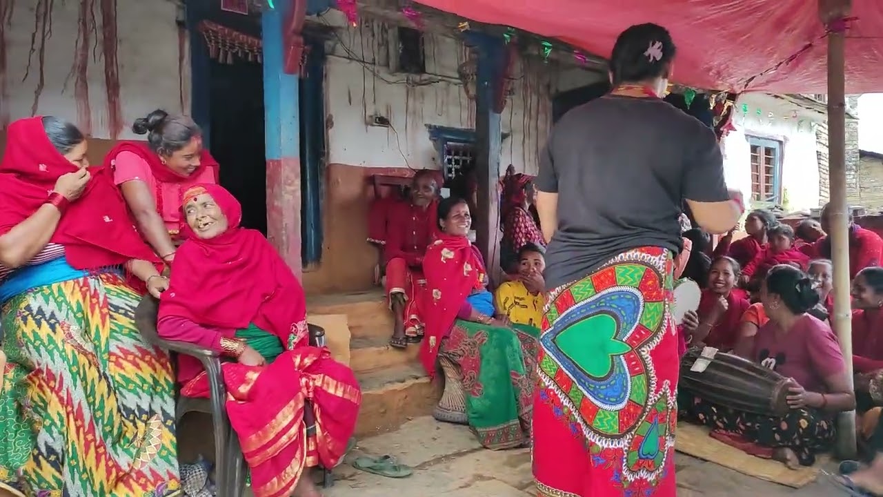 || Gaule Ratauli Songs And Dance || रत्यौली नाच गित - YouTube