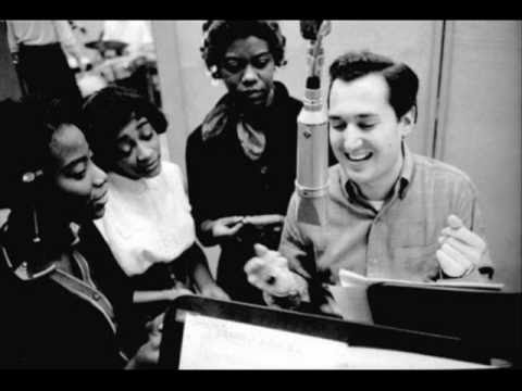 Earl-Jean (The Cookies) - They're Jealous Of Me Colpix 1964 - YouTube