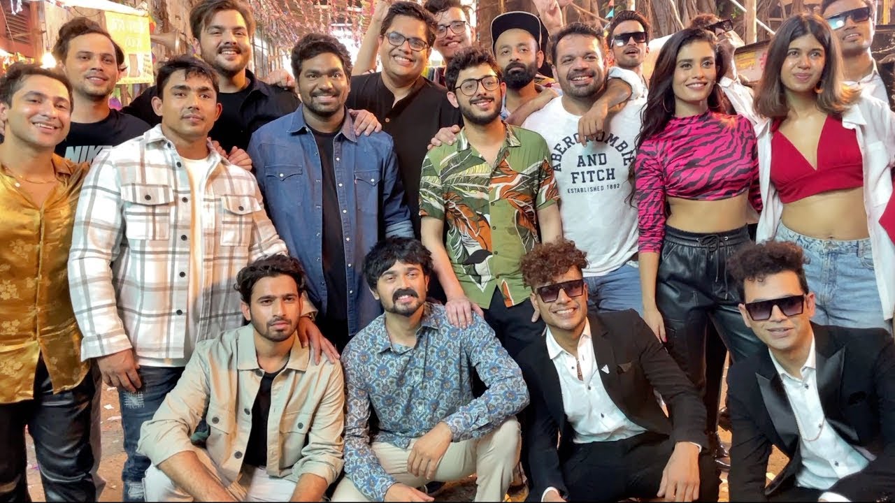 Dhindora Song BTS |BB Ki Vines |Carry Minati IHarsh Beniwal |Aashish ...