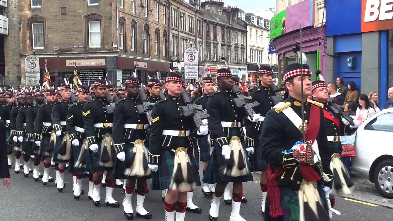 Argyll and sutherland highlanders stirling town. - YouTube