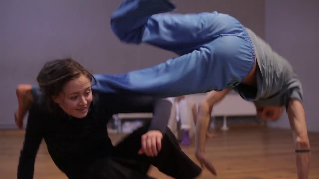 More stuffMartial Arts in Contact Improvisation Michal Ratajski - YouTube