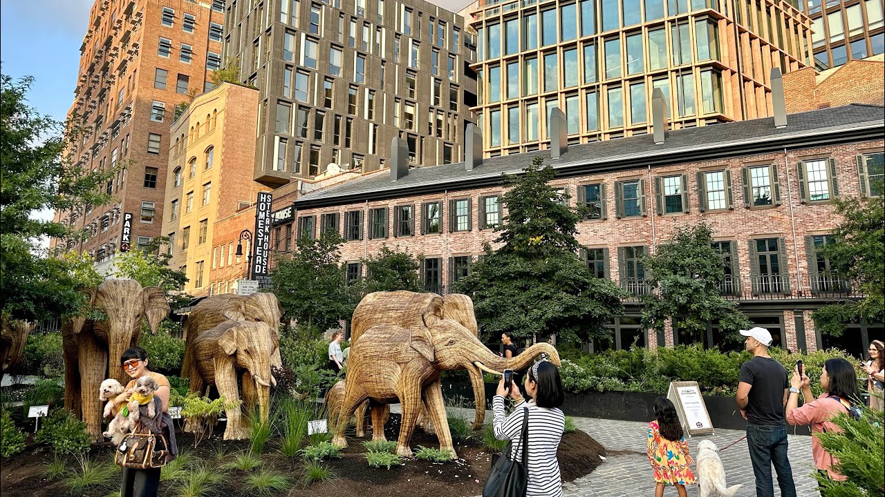 NYC LIVE Exploring Elephant Sculpture , MeatPacking District and ...