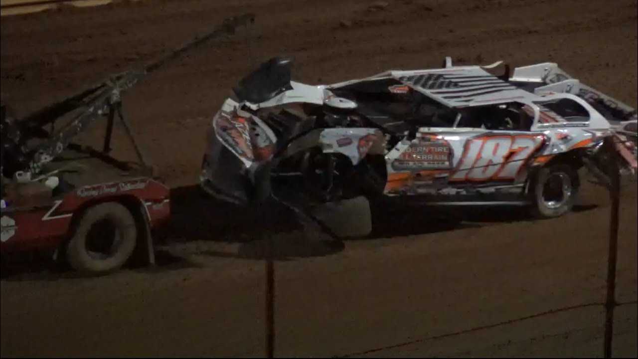 Dirt Track Crashes of October 2021 - YouTube