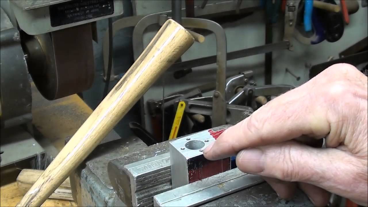 tubalcain BUILDS A VERTICAL STEAM ENGINE w/spool valve Part 4 - YouTube