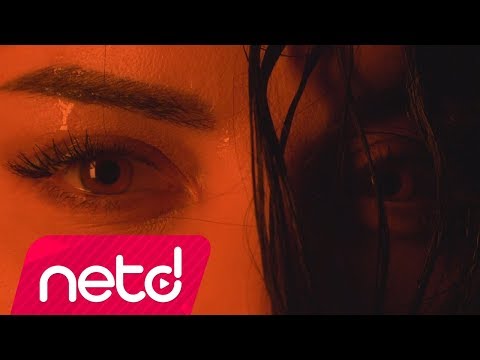 Özgü - Ummadığım Anda