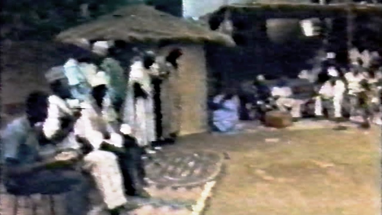 GIDAN KASHE AHU HASSAN WAYAM WAKAR YAR FULANI KAWO NONO - YouTube