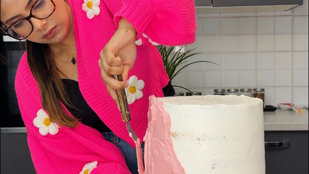 Behind the scenes of making this beautiful cake 🌸 | Cake Making Vlog ...