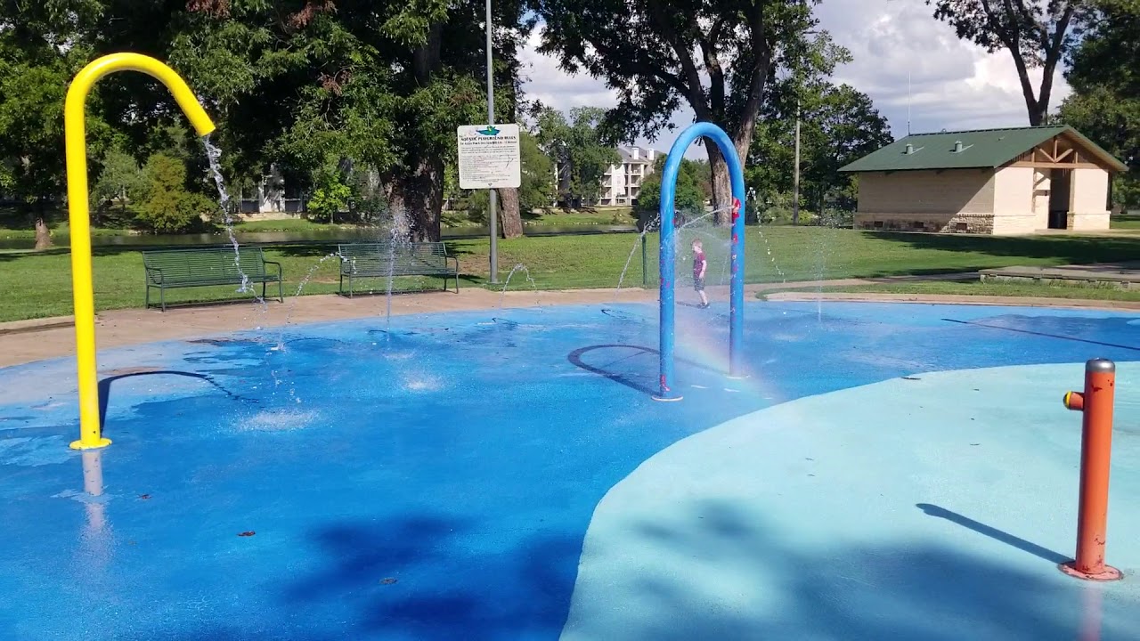 Spencer at the Cameron Park Splash park Waco - YouTube