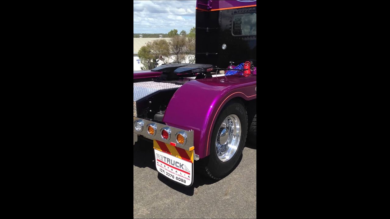 Australian Peterbilt 379 Right Hand Drive Retruck Australia - YouTube