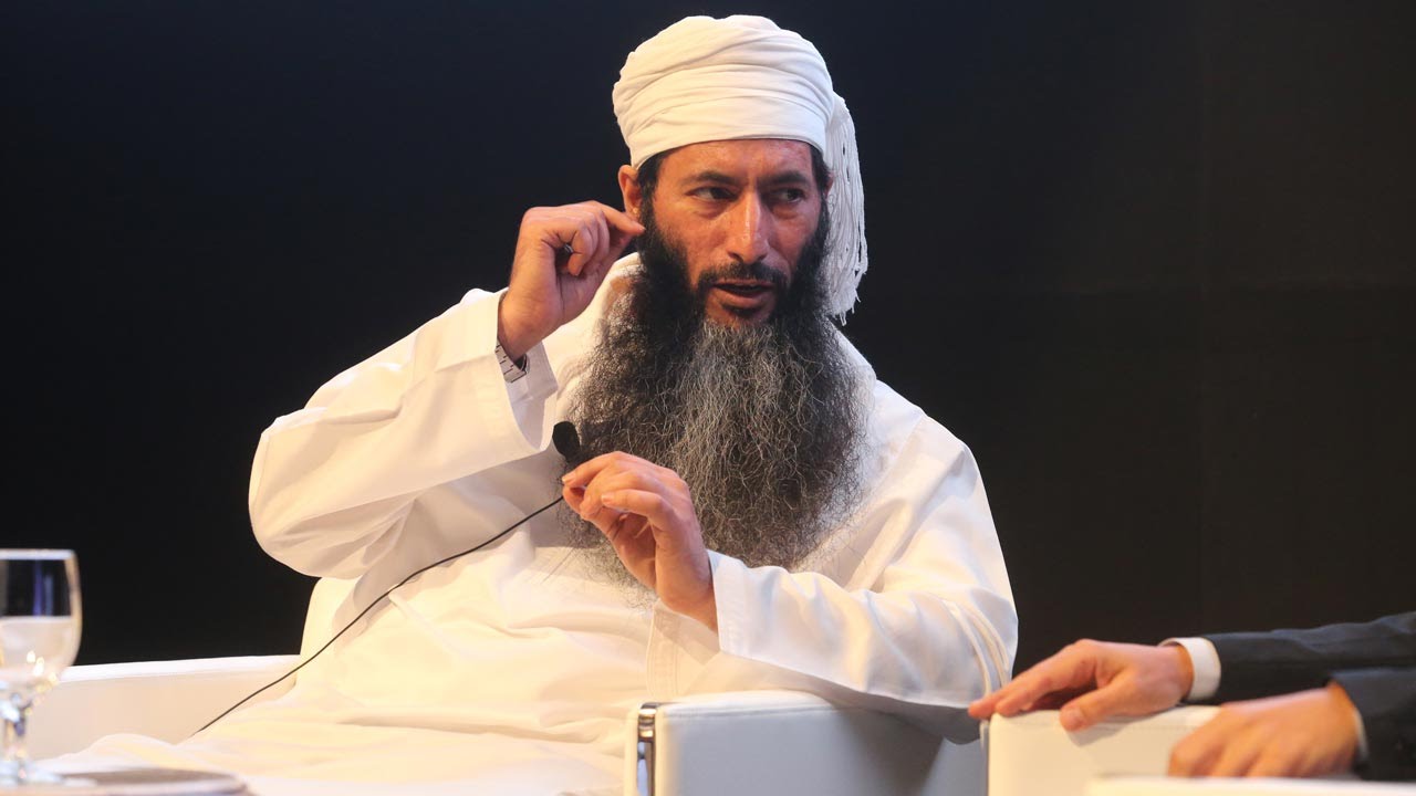 Oman pays tribute to Sheikh Khalfan & other stories, Daily Digest, May ...