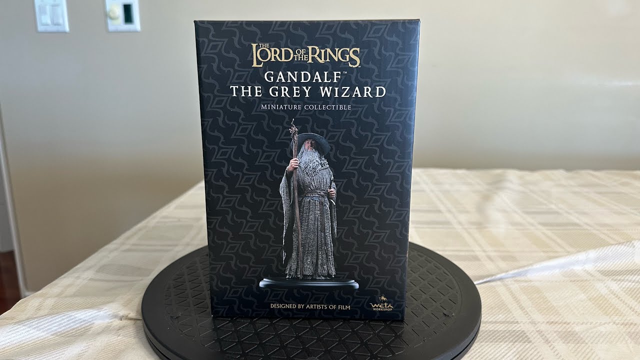 Gandalf the Grey miniature statue by Weta Workshop - YouTube
