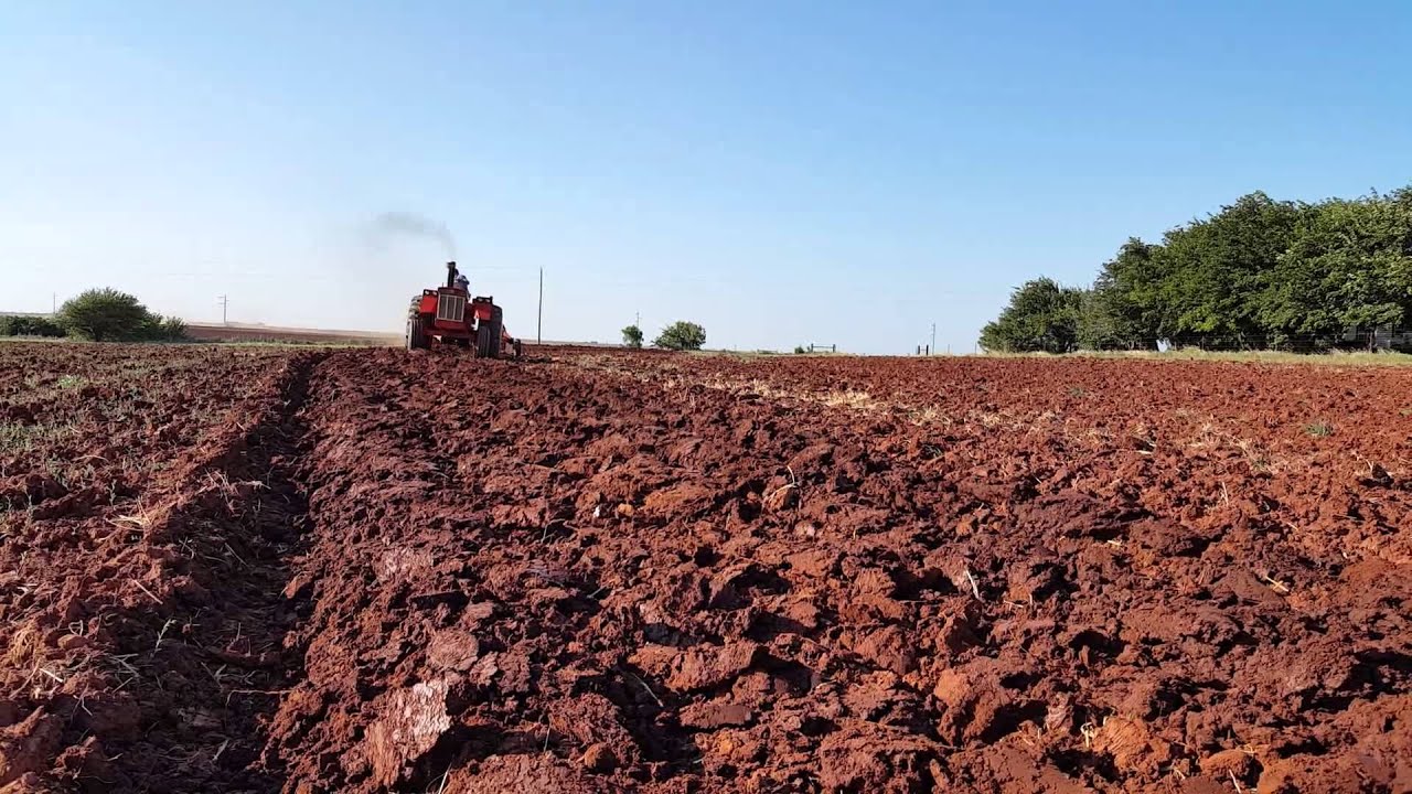 D21 plowing 5 inch straight pipe - YouTube