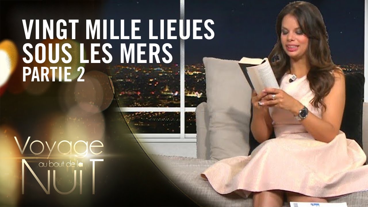 Lora lit Vingt mille lieues sous les mers de Jules Verne - Voyage au ...