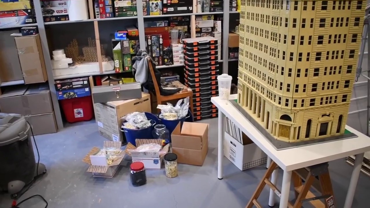 What it takes to build a minifig scale Lego MOC - the Newhouse Building ...