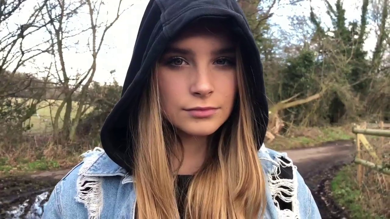 Darcy Turner- On my mind Prelim - YouTube