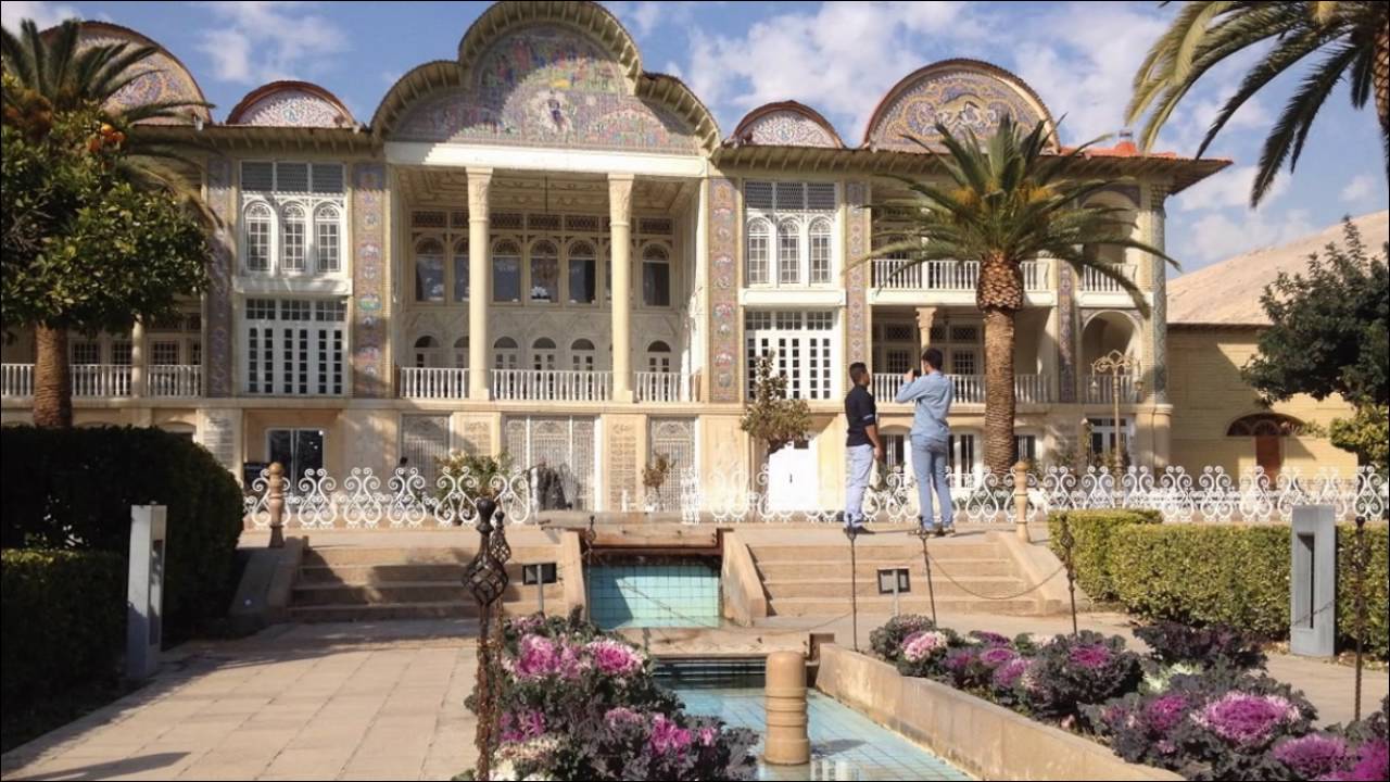 باغ ارم Bagh-e Eram garden in Shiraz – شیراز ایران - YouTube