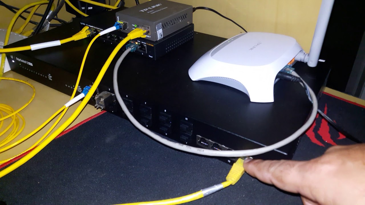 Edge Switch 12 Fiber duvida com Vlans - YouTube