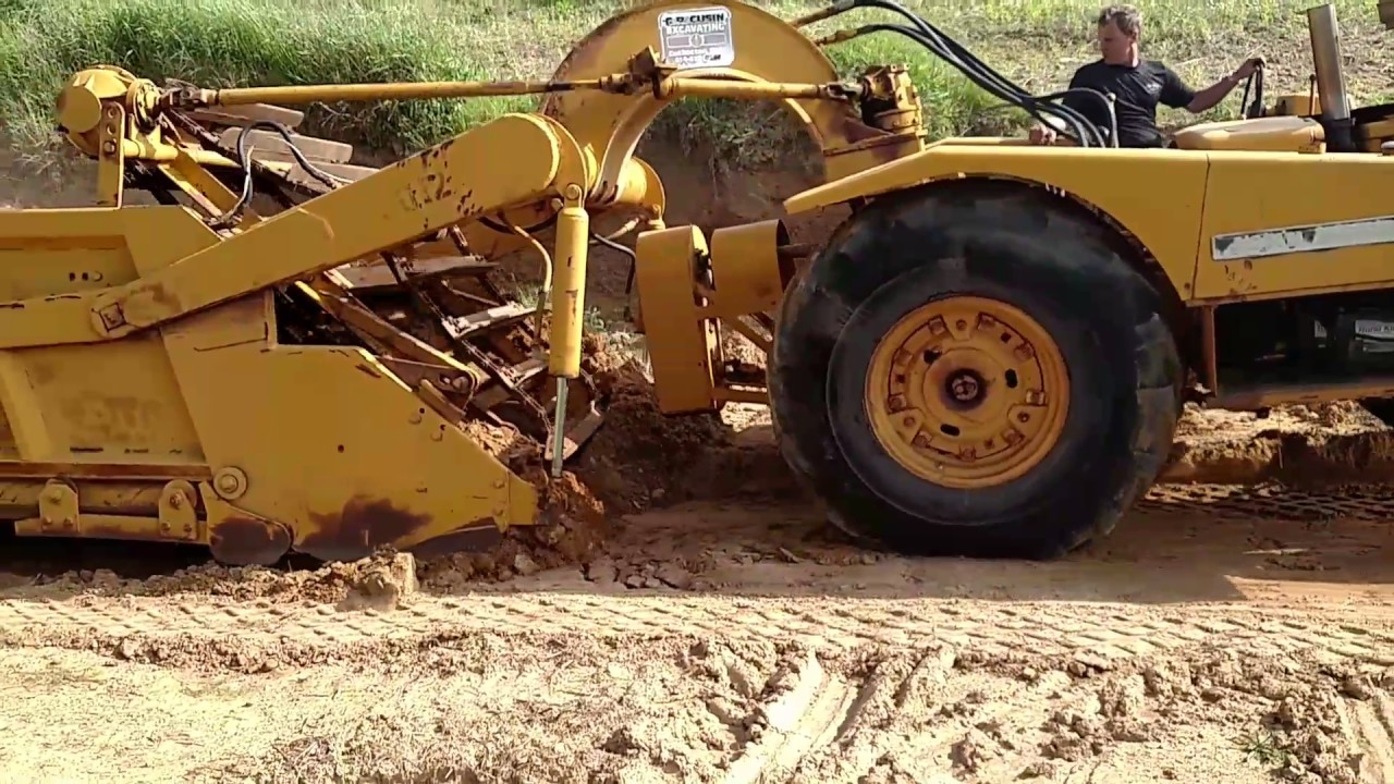 John Deere 840 getting it done ! - YouTube