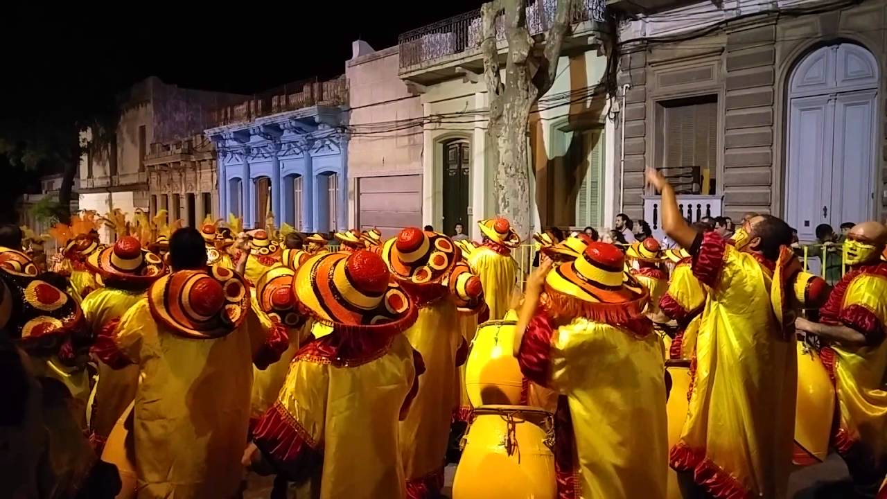Carnaval Montevideo - Desfile de Llamadas 2016 - YouTube