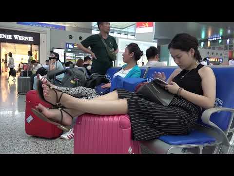 Candid Feet and Sole Chinese Girl full video 2947749136@qq com 81