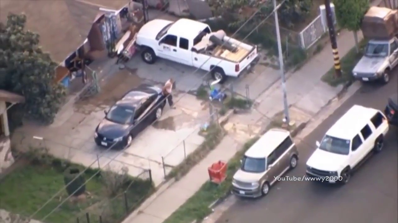 LA Police Chase | Car Chase Ends In A Shootout on LIVE TV! - YouTube