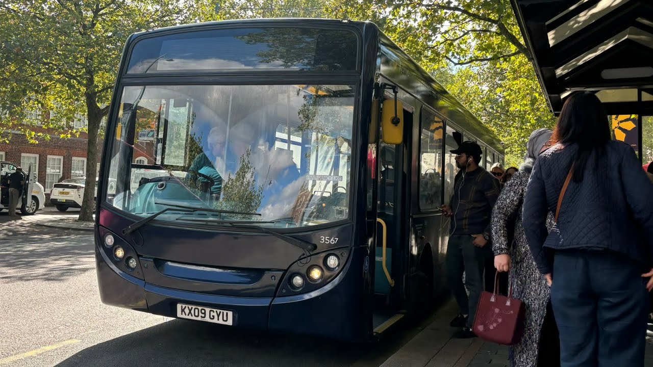 New Livery + Slow going | Route 302 | ZF Enviro 300 | KX09GYU | Arriva ...