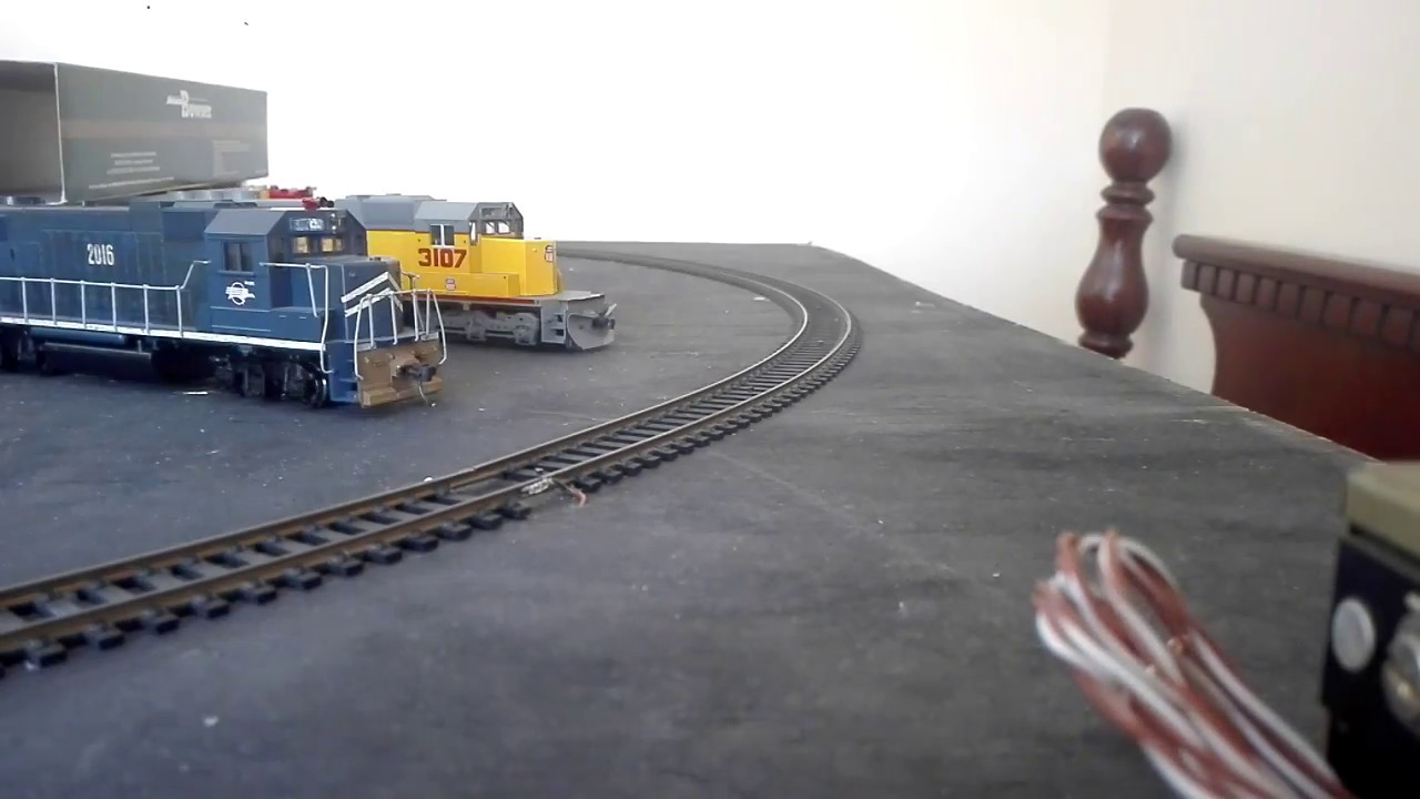 HO BACHMANN TEXAS CHUGGER 2-10-4 St.L.B.&M.-MOPAC - YouTube