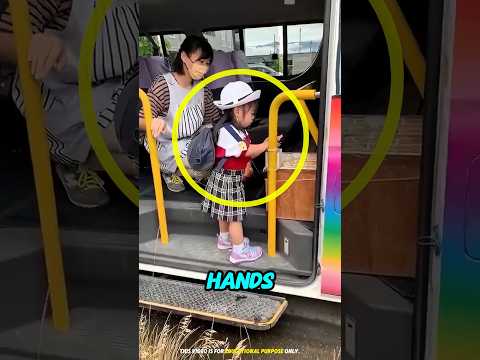 Shocking School Bus In Japan 😲🚌
