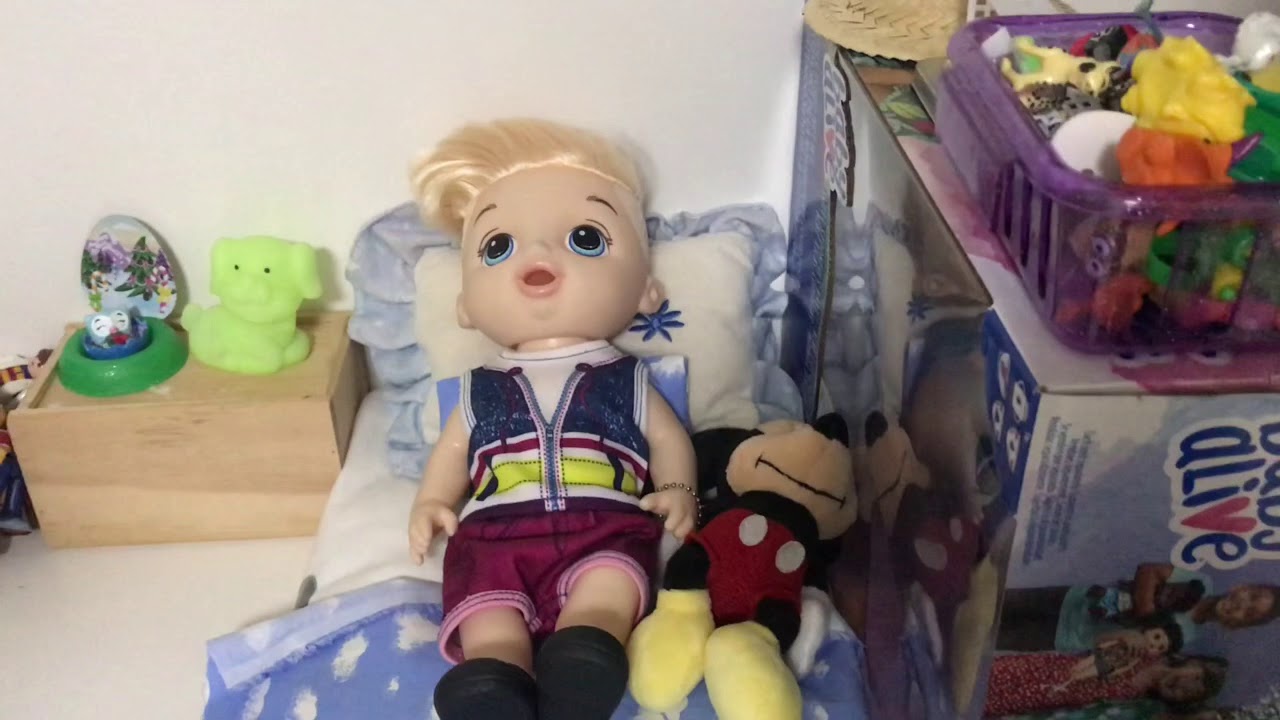 BABY ALIVE MENINO JUSTIN SE ARRUMANDO PARA O ANO NOVO - YouTube
