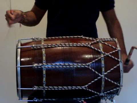 How to Play Dhol - Dhamaal - YouTube